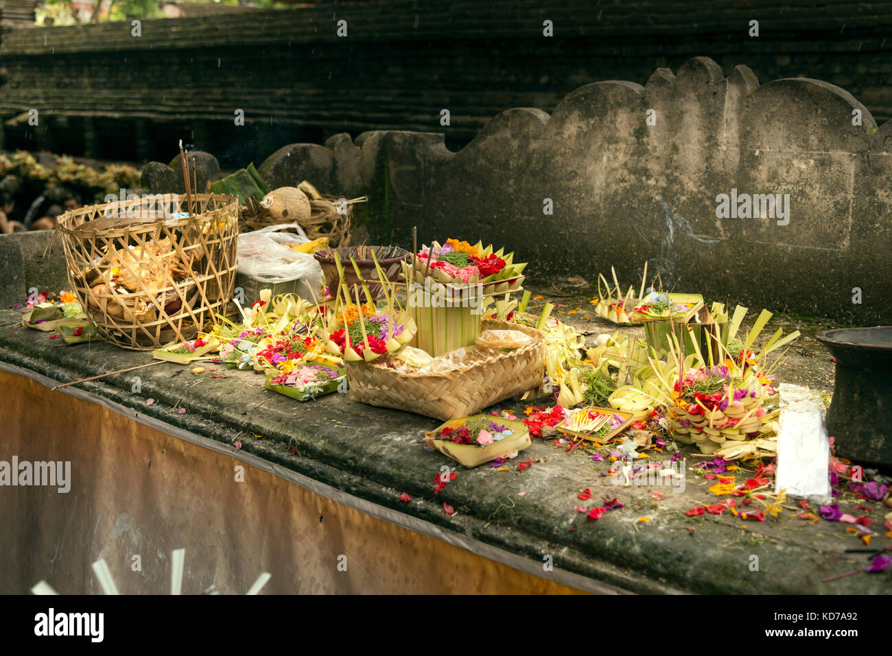 Offerings to the Gods. At Goa gajah temple and holy water Stock Photo ...