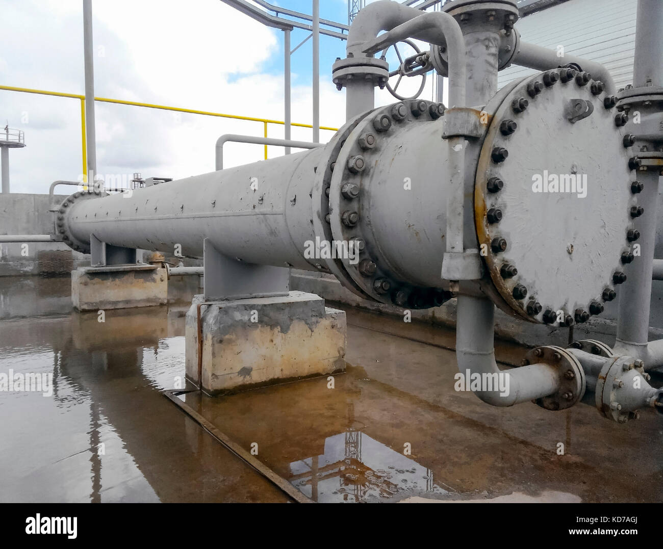 Heat exchangers for heating of oil. Oil refinery. Equipment for primary ...