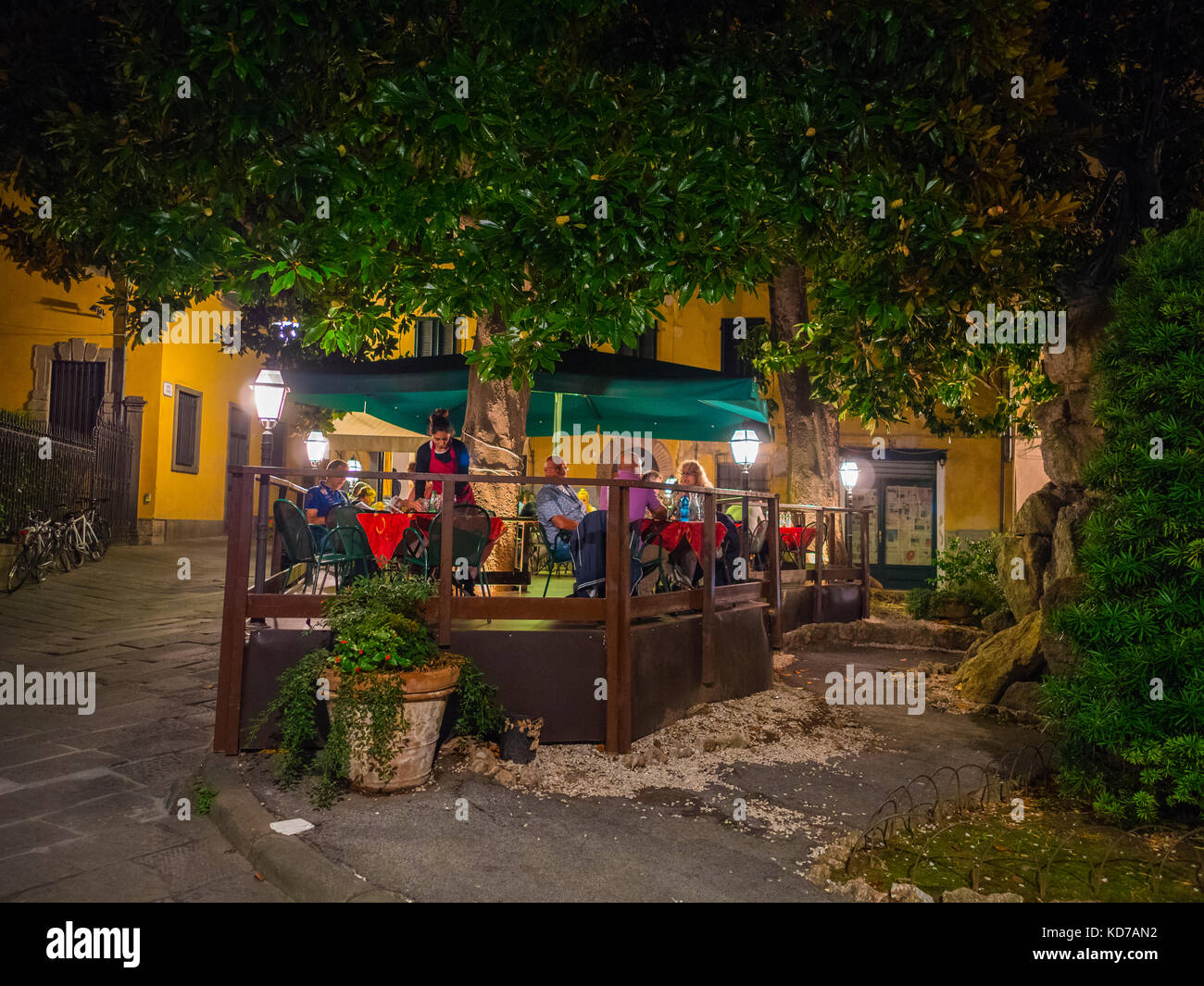 Beautiful pizzeria restaurant in the streets of Lucca Stock Photo - Alamy