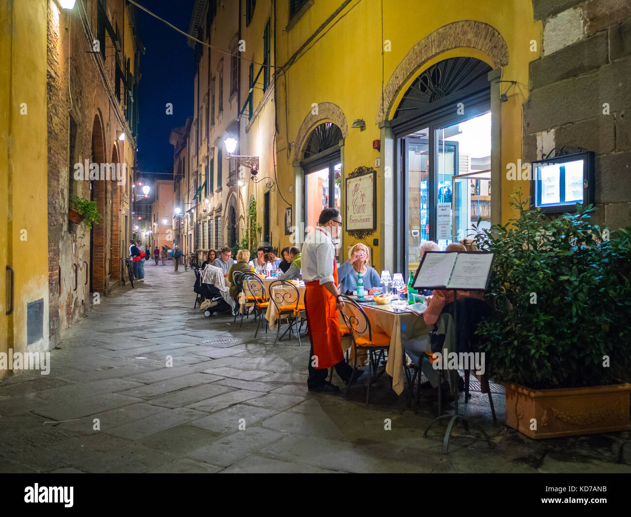 Beautiful pizzeria restaurant in the streets of Lucca Stock Photo - Alamy
