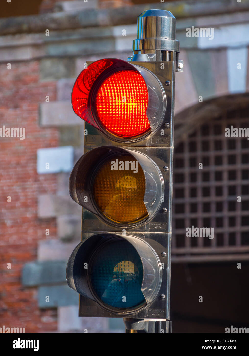 Red light on the street - traffic control Stock Photo - Alamy