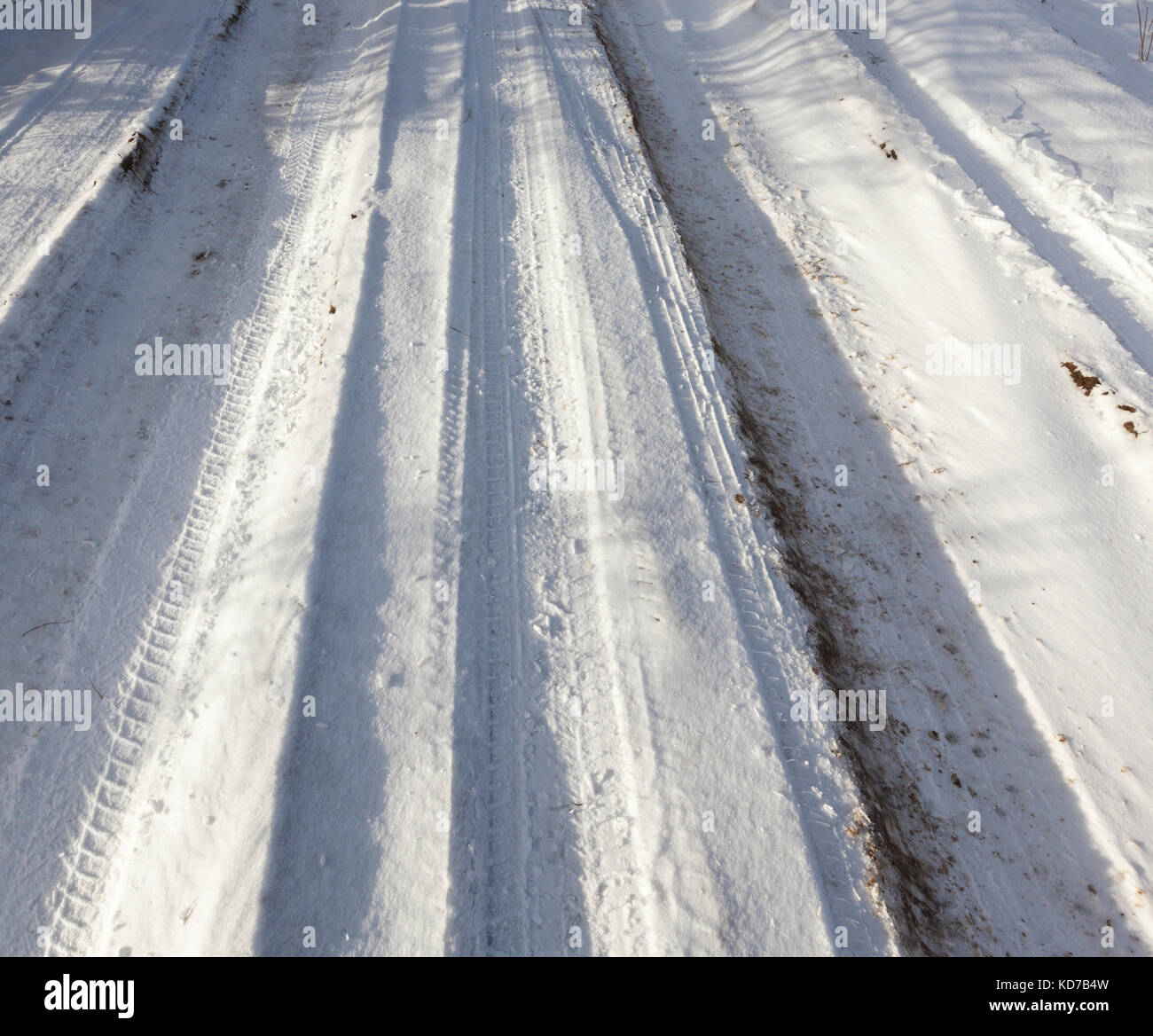 Track in the snow, winter Stock Photo - Alamy
