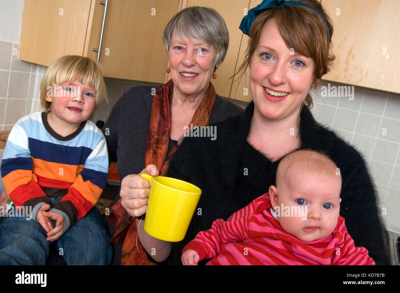 Sarah Thompson with her Mother Thelma Thompson and children Stanley and ...
