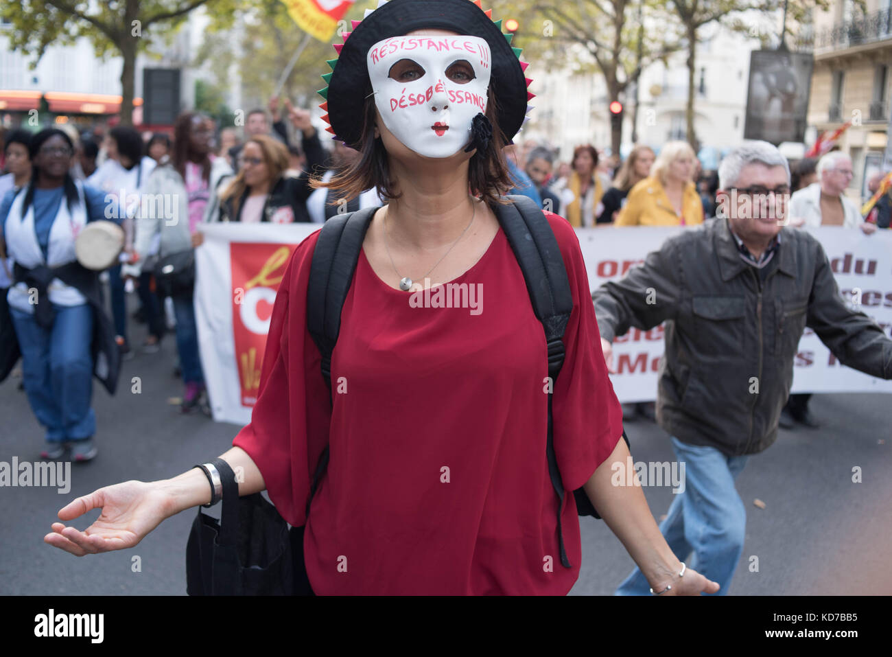 Demonstration in Paris of the civil service, Strike and public ...