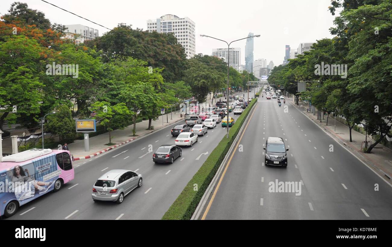 BANGKOK - JUNE 9:Thailand Bangkok Street Scene with Heavy Traffic ...