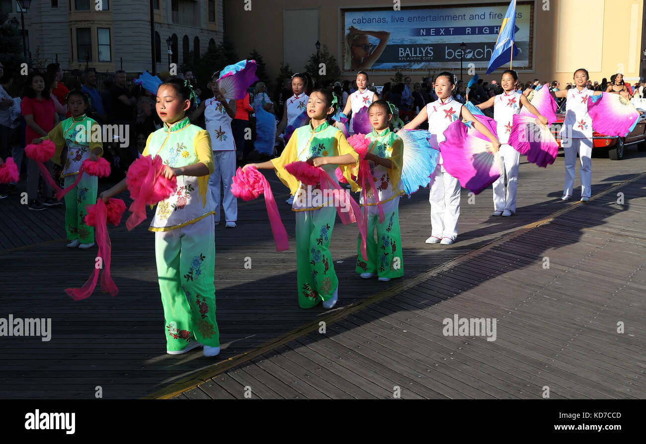 2018 Miss America Show Us Your Shoes Parade September 9th on The Board ...