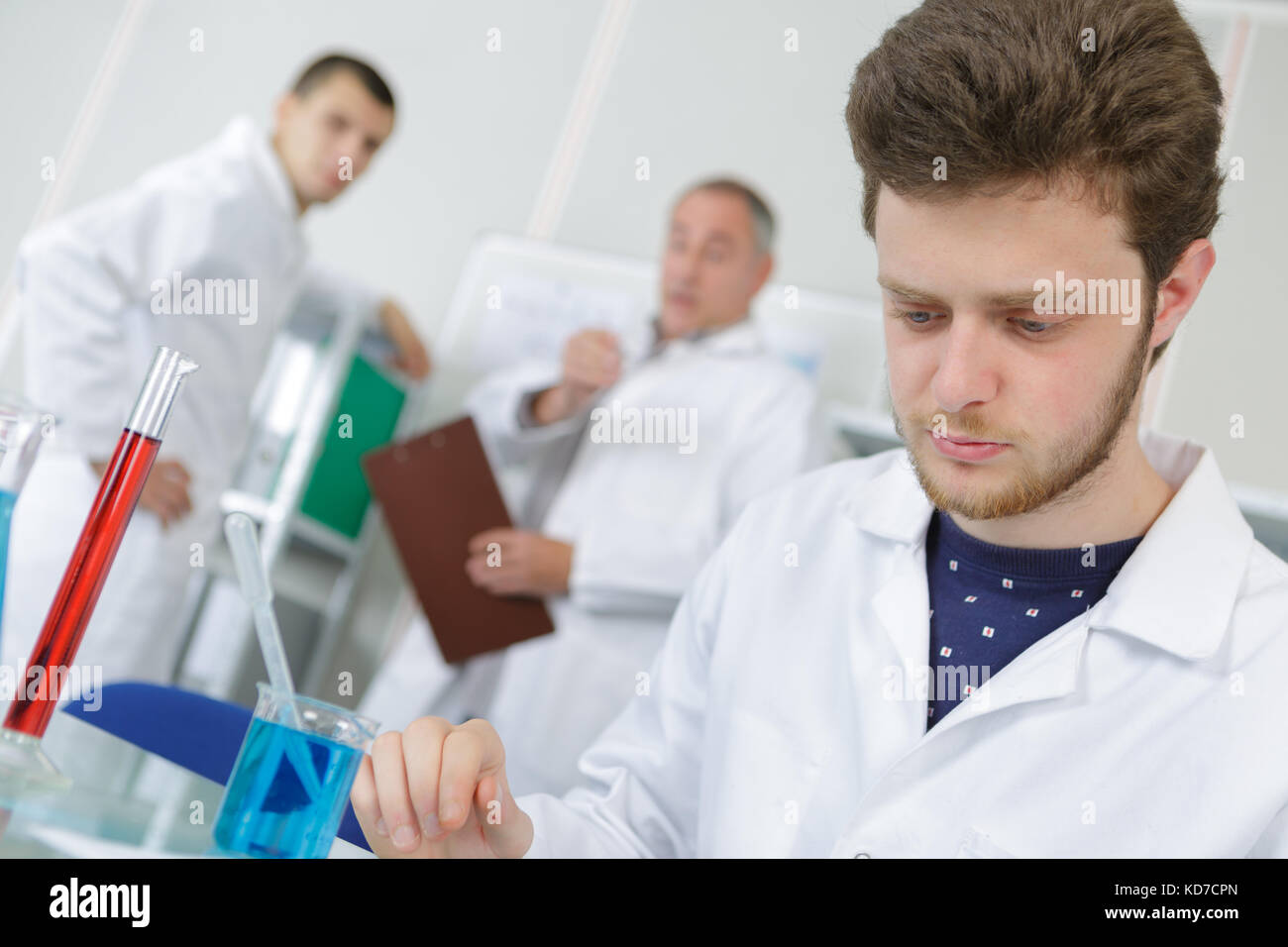 laboratory student during observation Stock Photo - Alamy