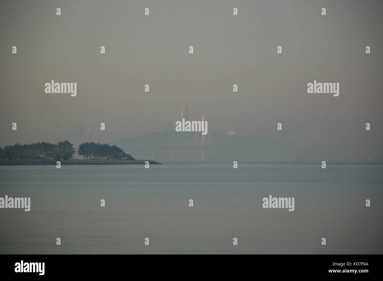 San Francisco, California, USA. 10th Oct, 2017. Credit: Peter Graham ...