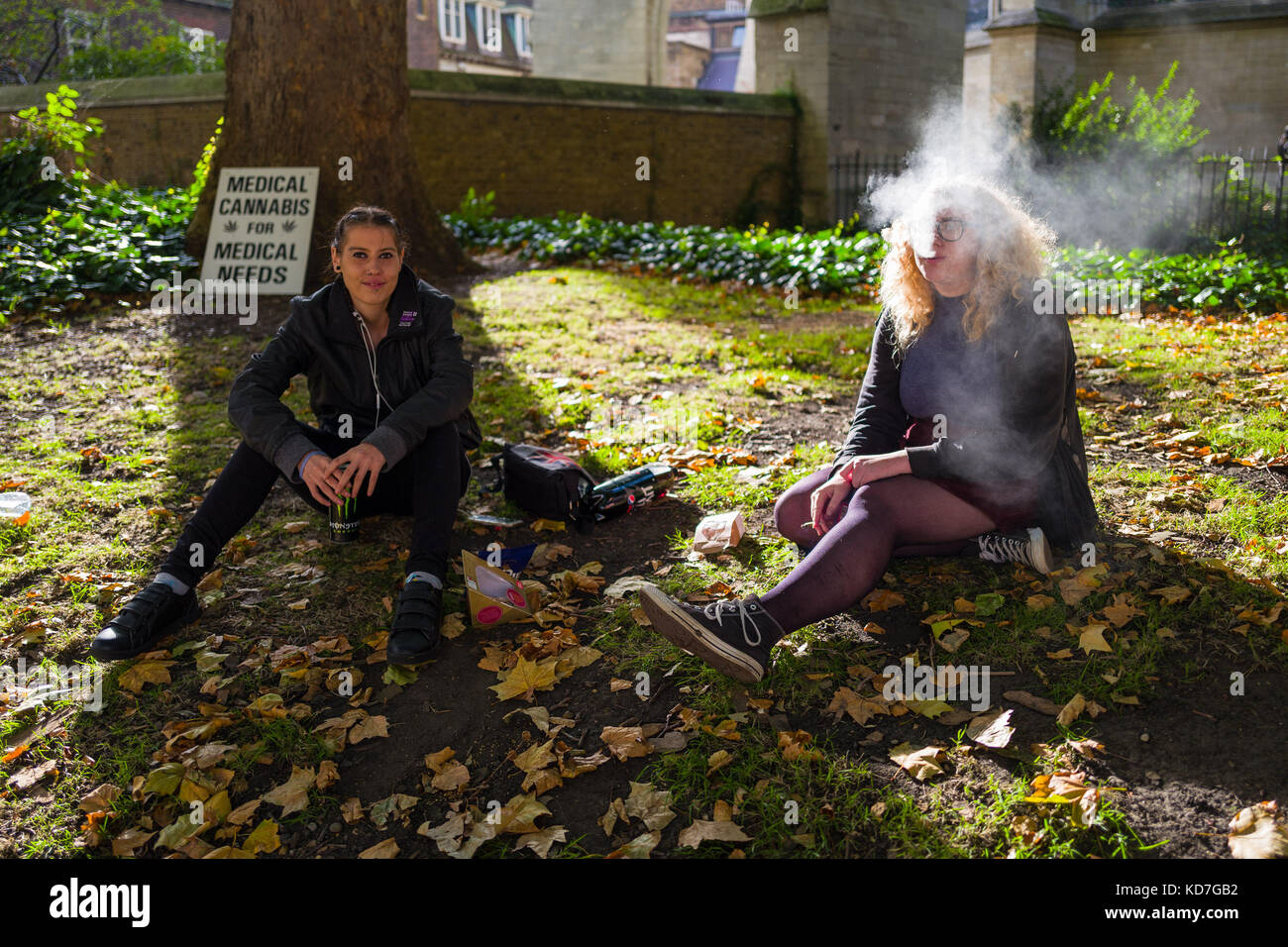 London, UK. 10th October 2017. Sky (Left) and Meghan (Right) smoking ...