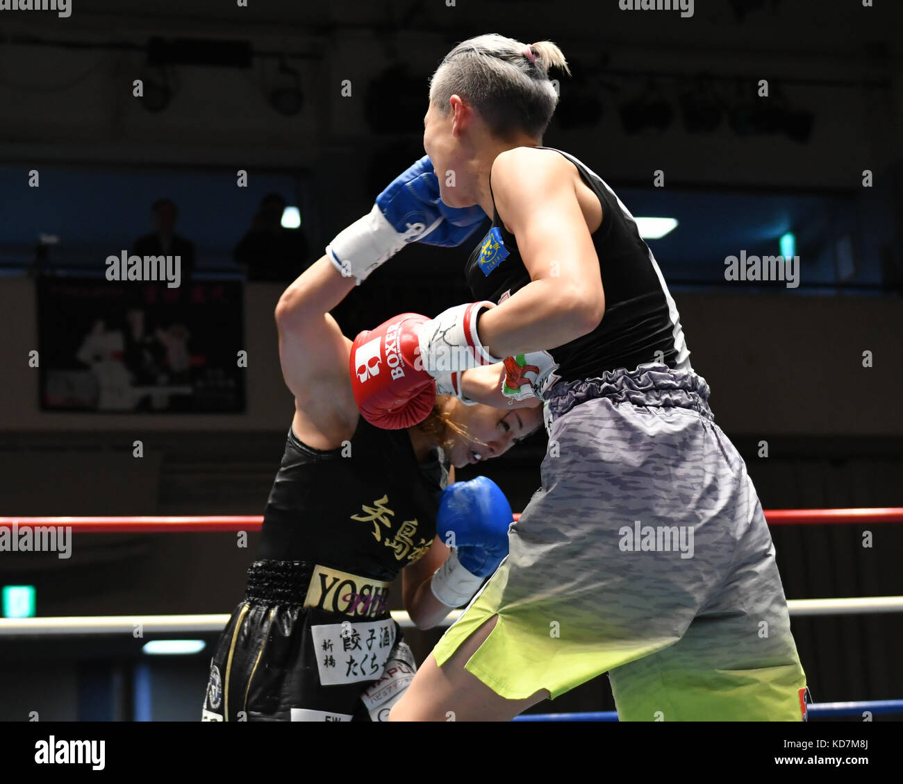 Tokyo, Japan. 6th Oct, 2017. (L-R) Miyo Yoshida, Tomomi Takano (JPN ...