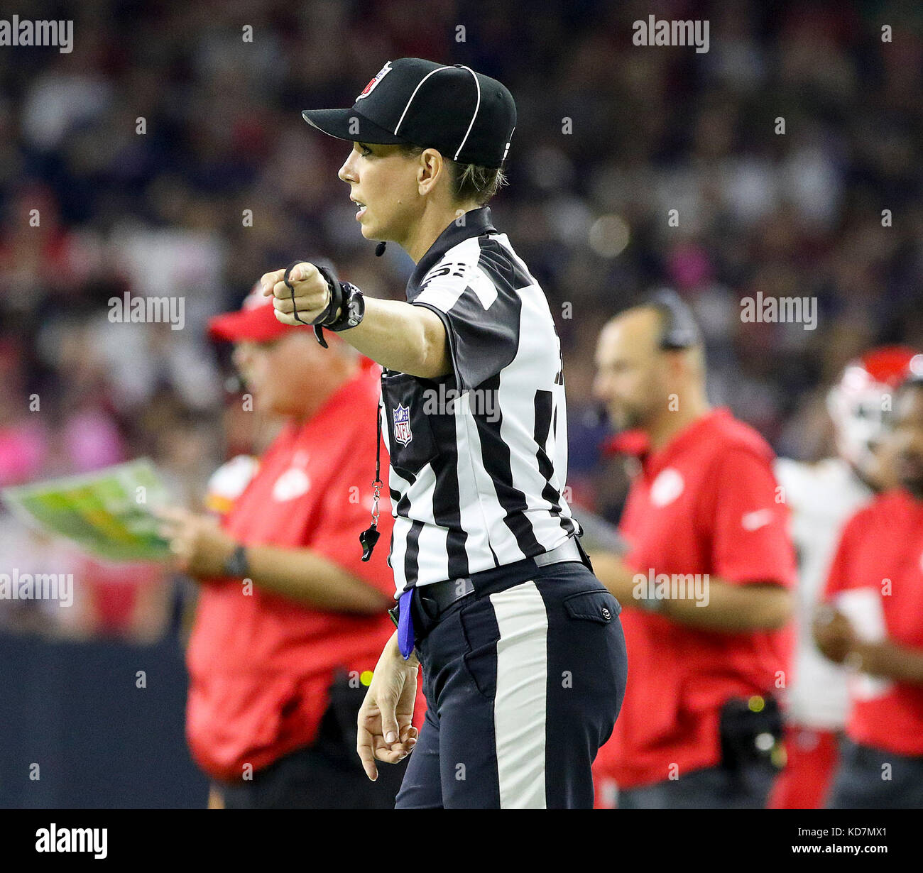 Houston, TX, USA. 8th Oct, 2017. Line judge Sarah Thomas (53) during ...