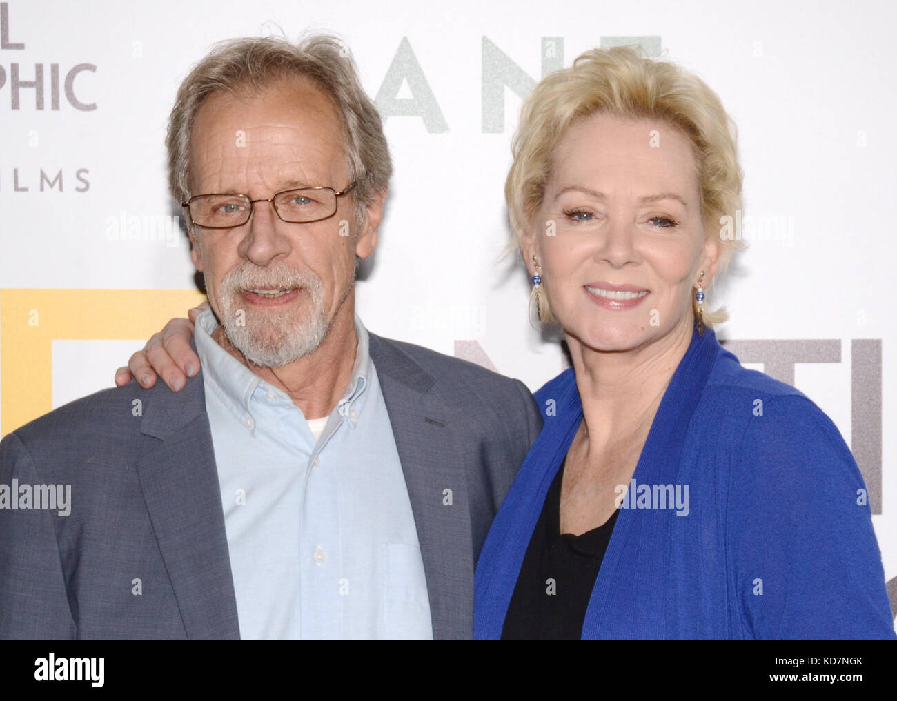 Jean smart designing hi-res stock photography and images - Alamy