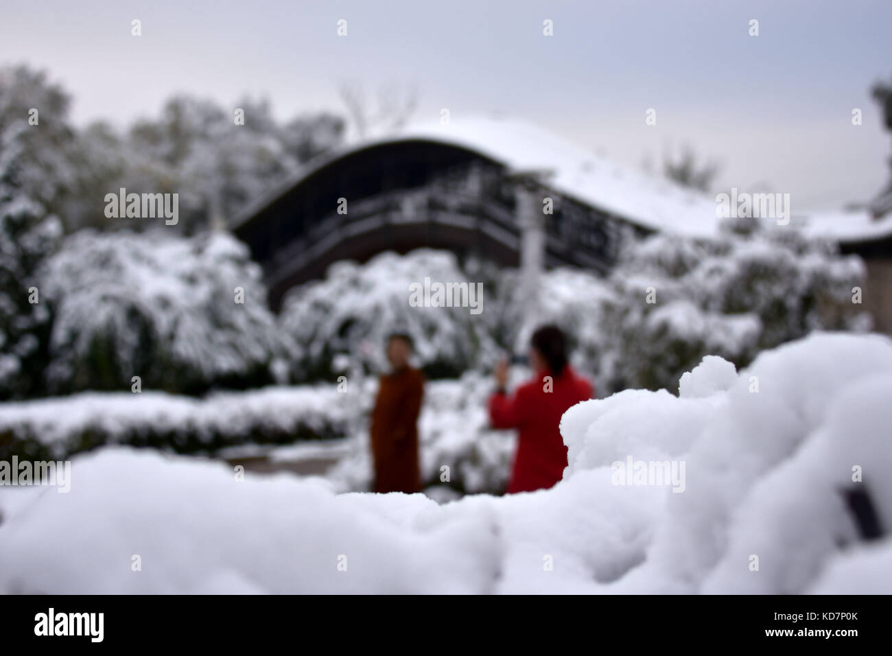 Dingxi, China. 10th Oct, 2017. The first autumn snow of this year ...