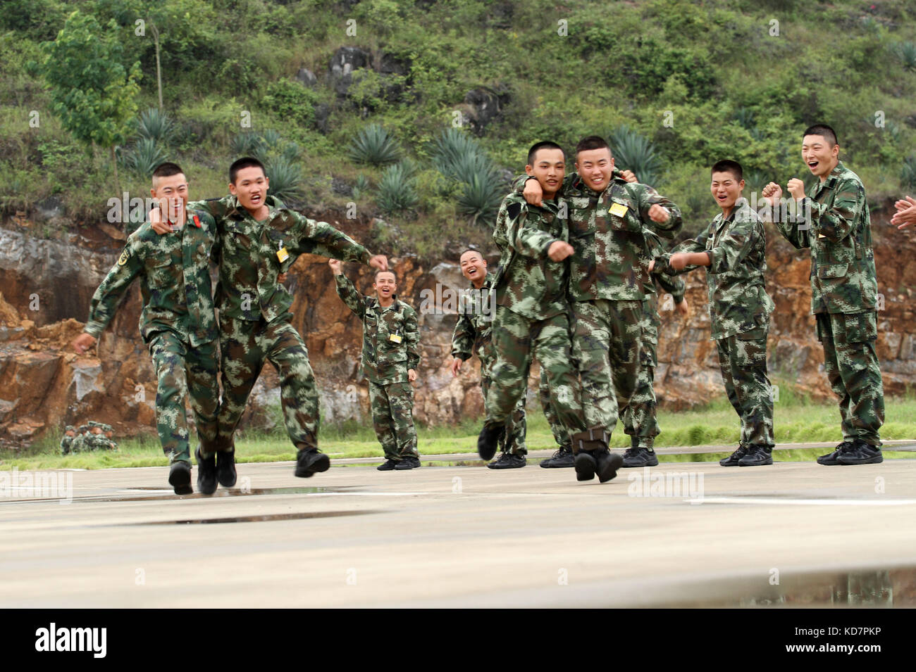 Chongzuo, China. 11th Oct, 2017. (EDITORIAL USE ONLY. CHINA OUT ...