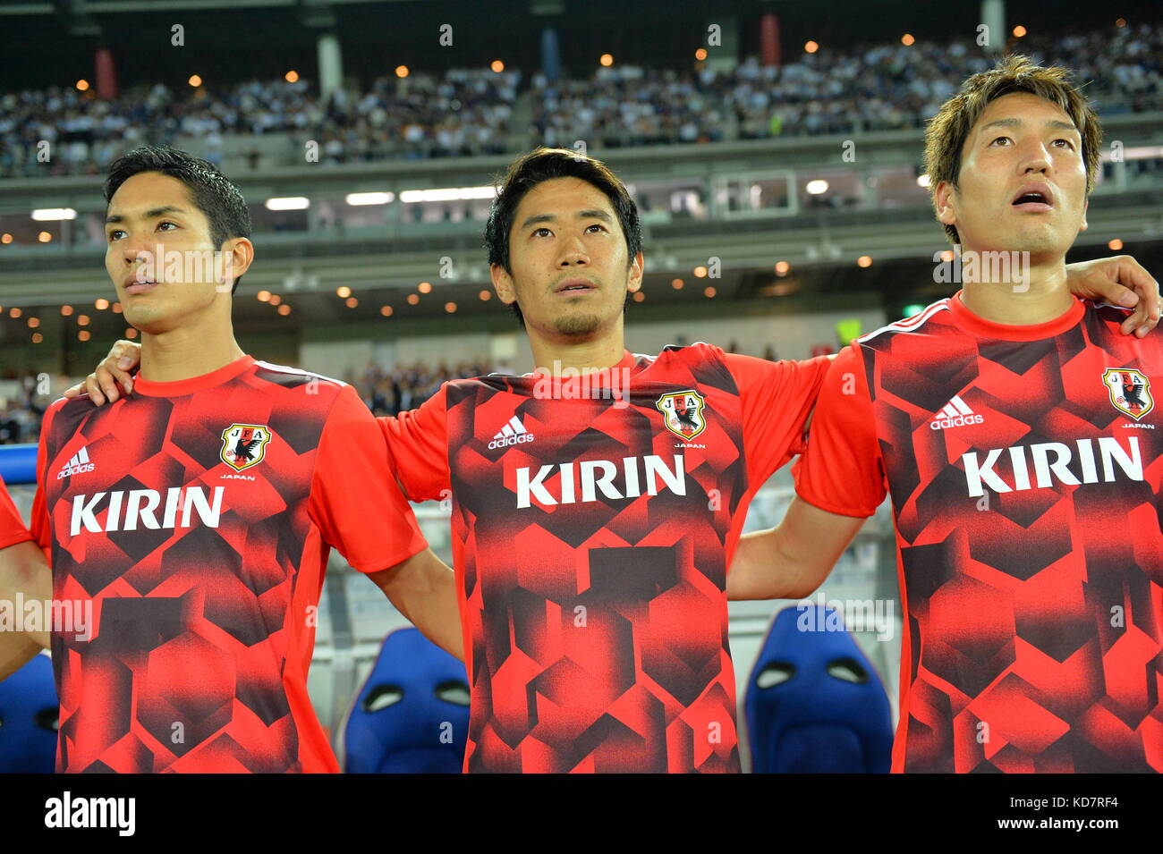 Kanagawa, Japan. 10th Oct, 2017. (L-R) Yoshinori Muto, Shinji Kagawa ...