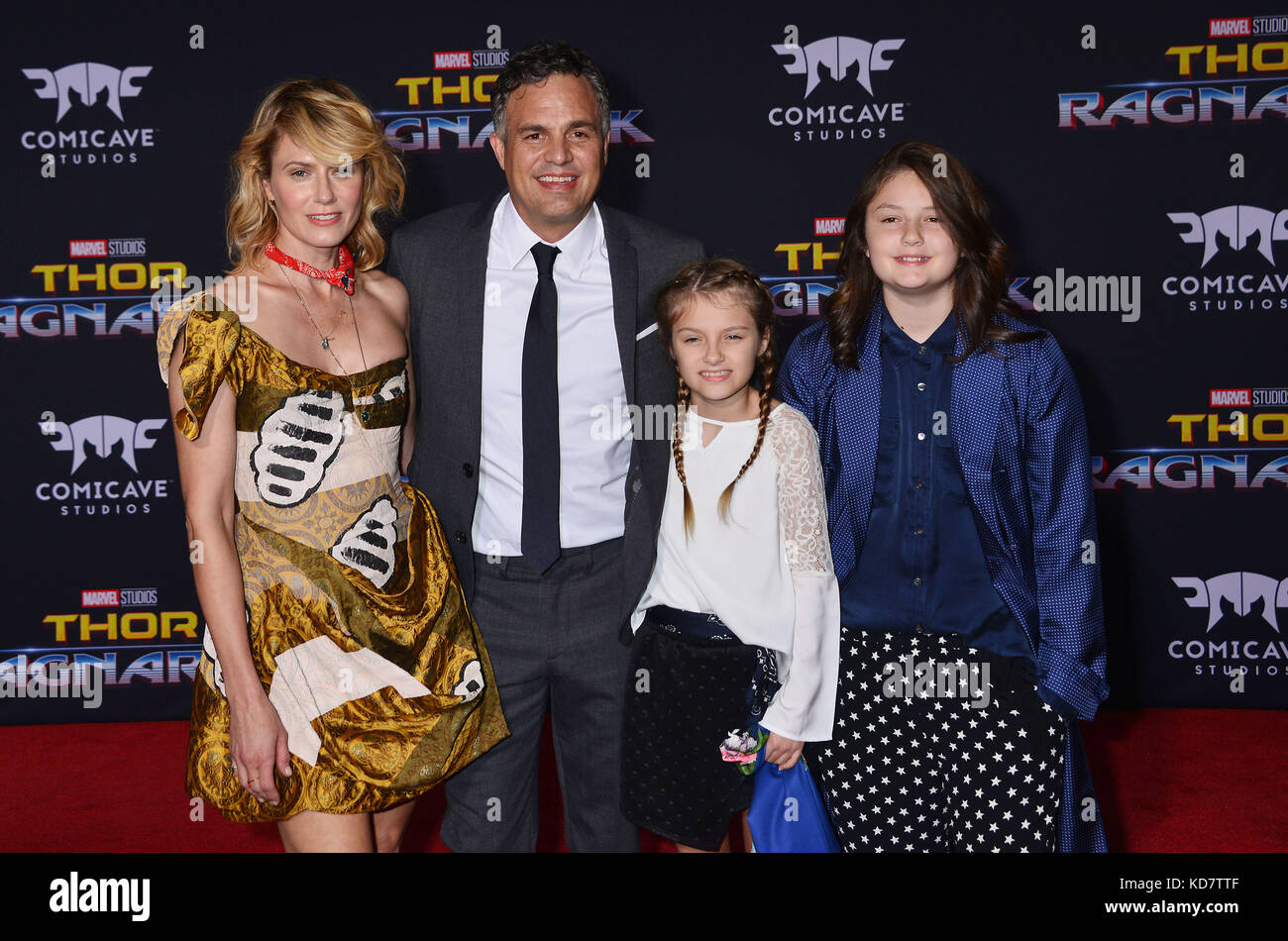 Mark ruffalo wife sunrise coigney hi-res stock photography and images ...