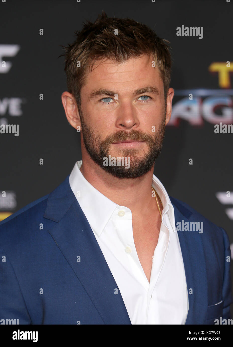 Thor ragnarok chris hemsworth hi-res stock photography and images - Alamy