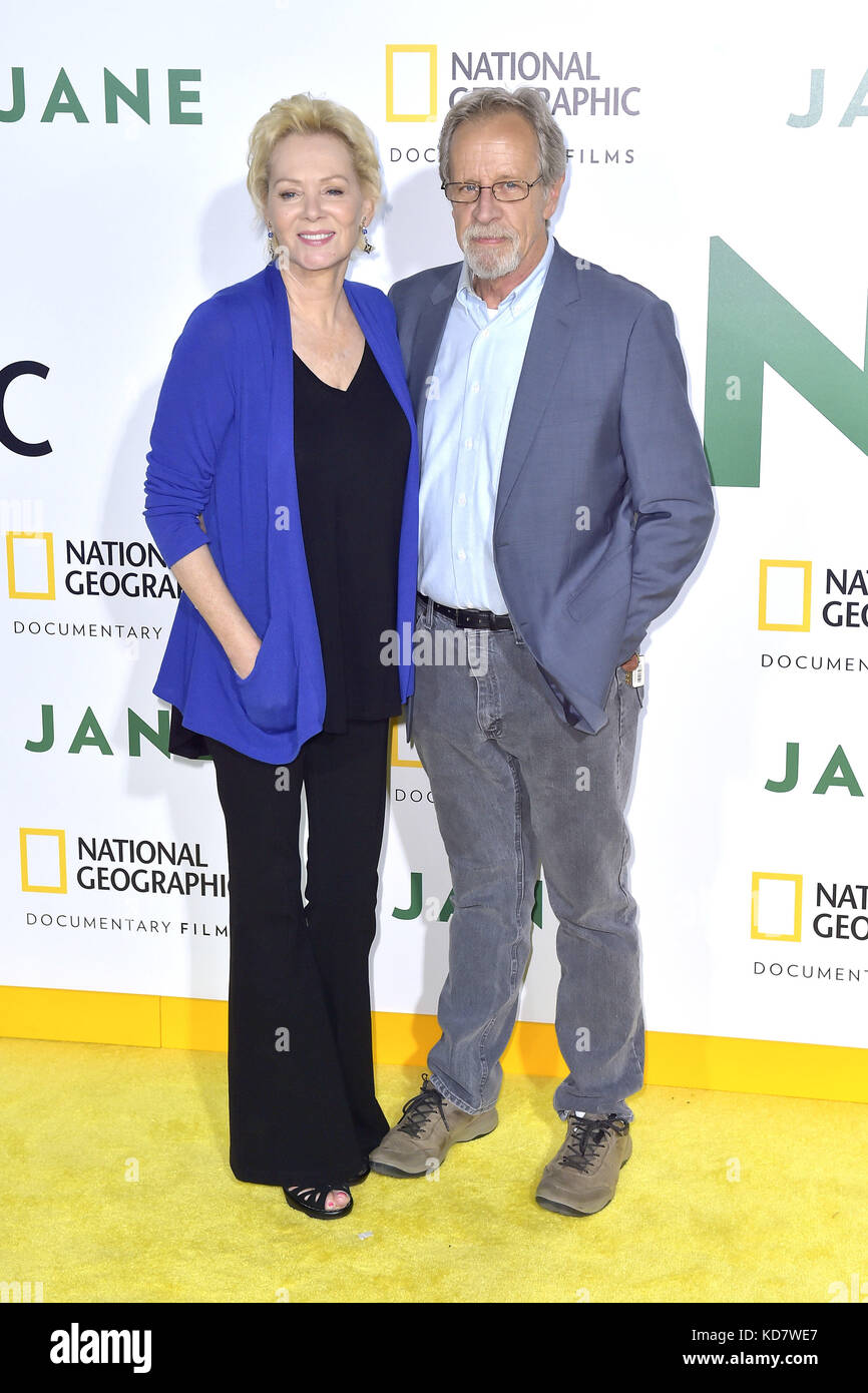 Hollywood, California. 9th Oct, 2017. Jean Smart and her husband ...