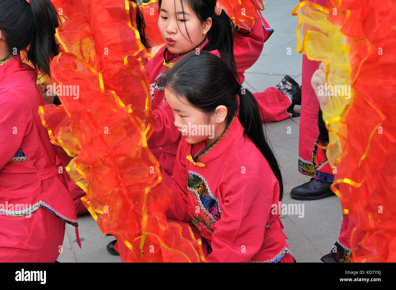 Chinese New Year celebrations by Chinese community in Barcelona ...