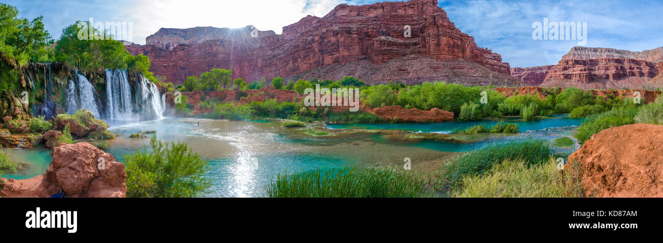Waterfall near the Havasu Falls Trail in the Havaspai Indian ...