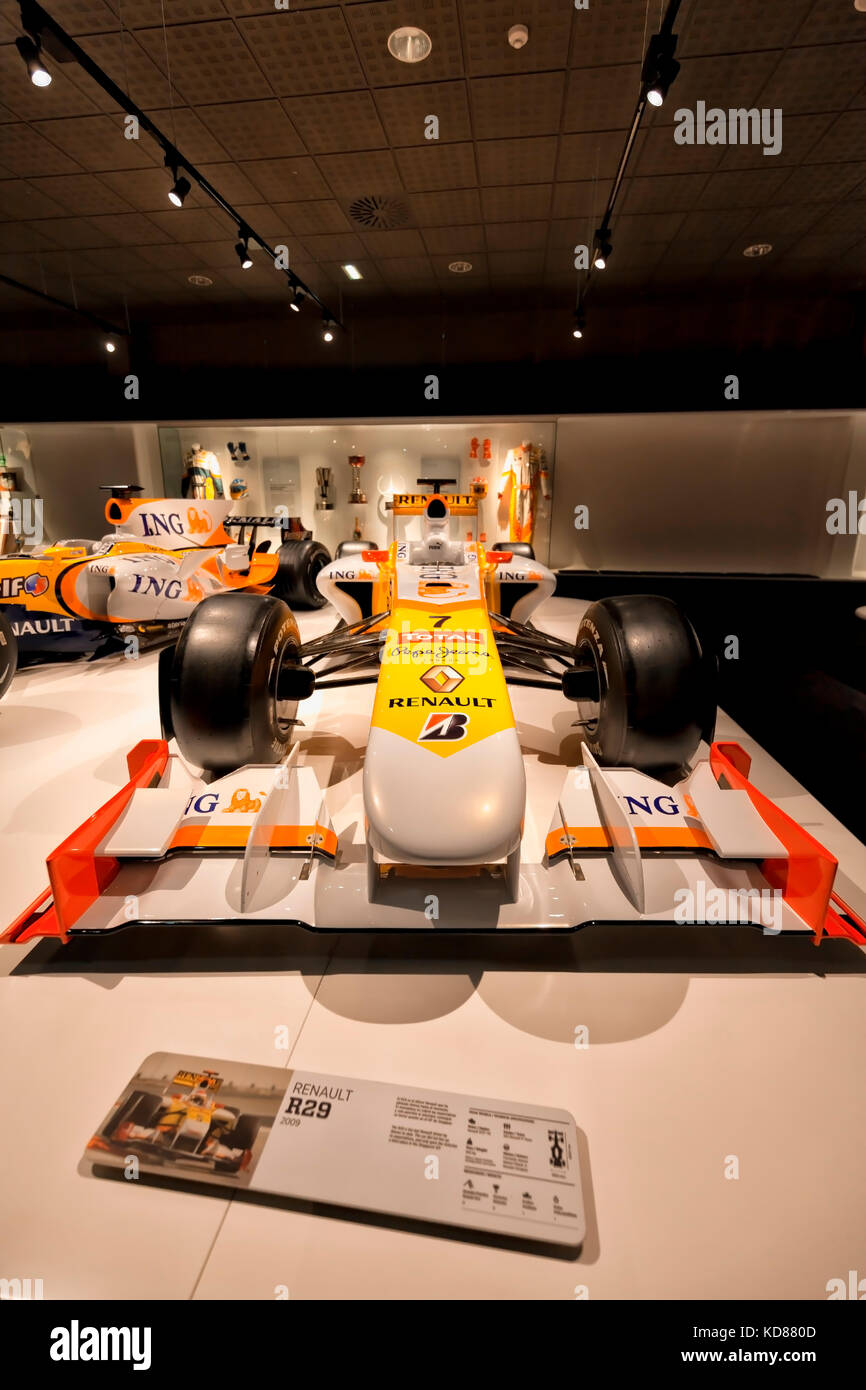 Renault R29 of F1 with which competed Fernando Alonso in years 2009 ...