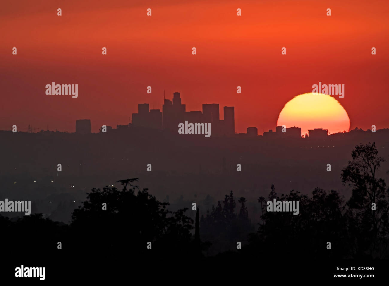 Sunset over Los Angeles city skyline Stock Photo - Alamy