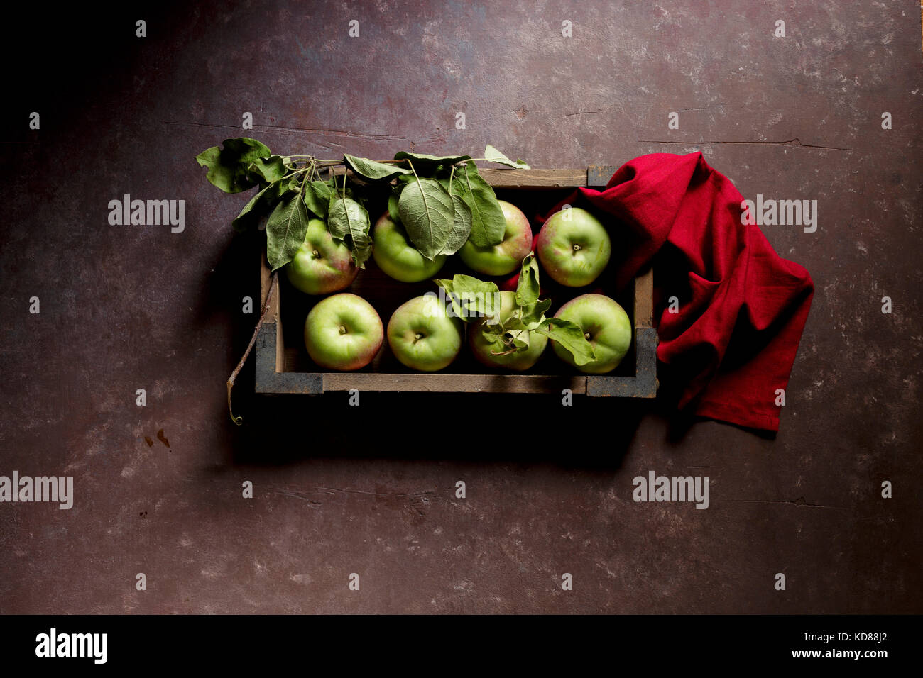Farm Fresh Apples Stock Photo - Alamy