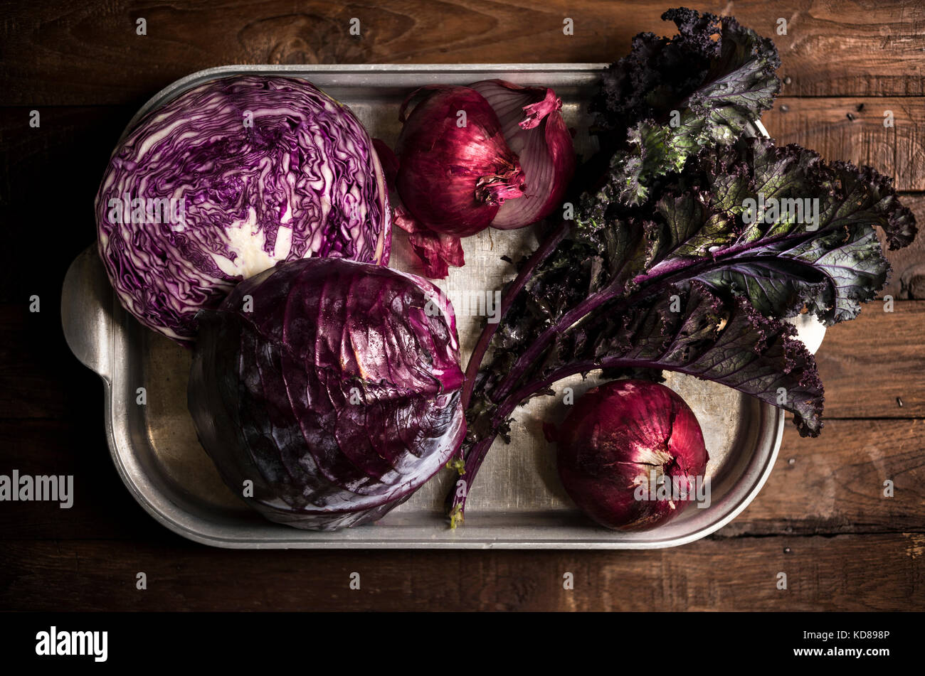 Deep red skin hi-res stock photography and images - Alamy