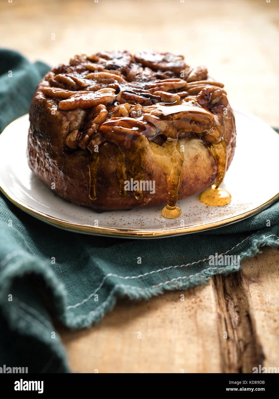 Dripping Cake High Resolution Stock Photography and Images - Alamy