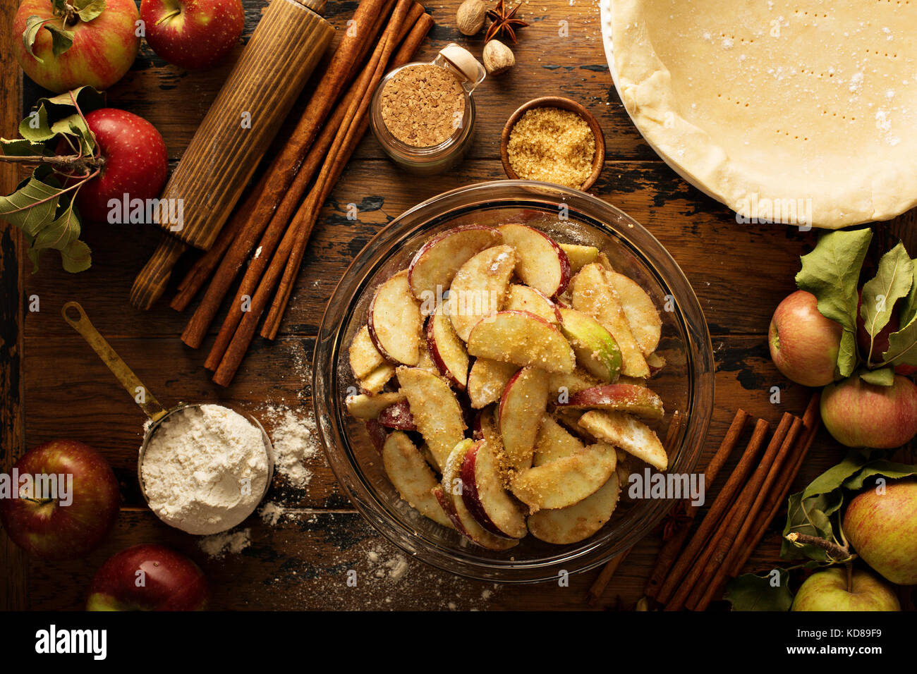 Making apple pie Stock Photo - Alamy