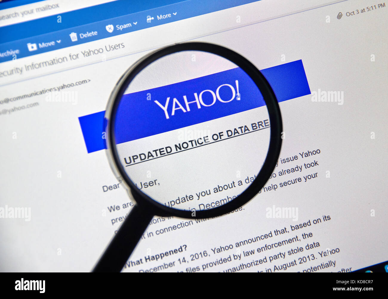 Yahoo mail page hi-res stock photography and images - Alamy
