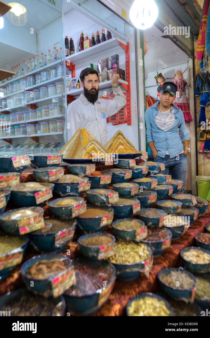 Iranian sweets hi-res stock photography and images - Alamy