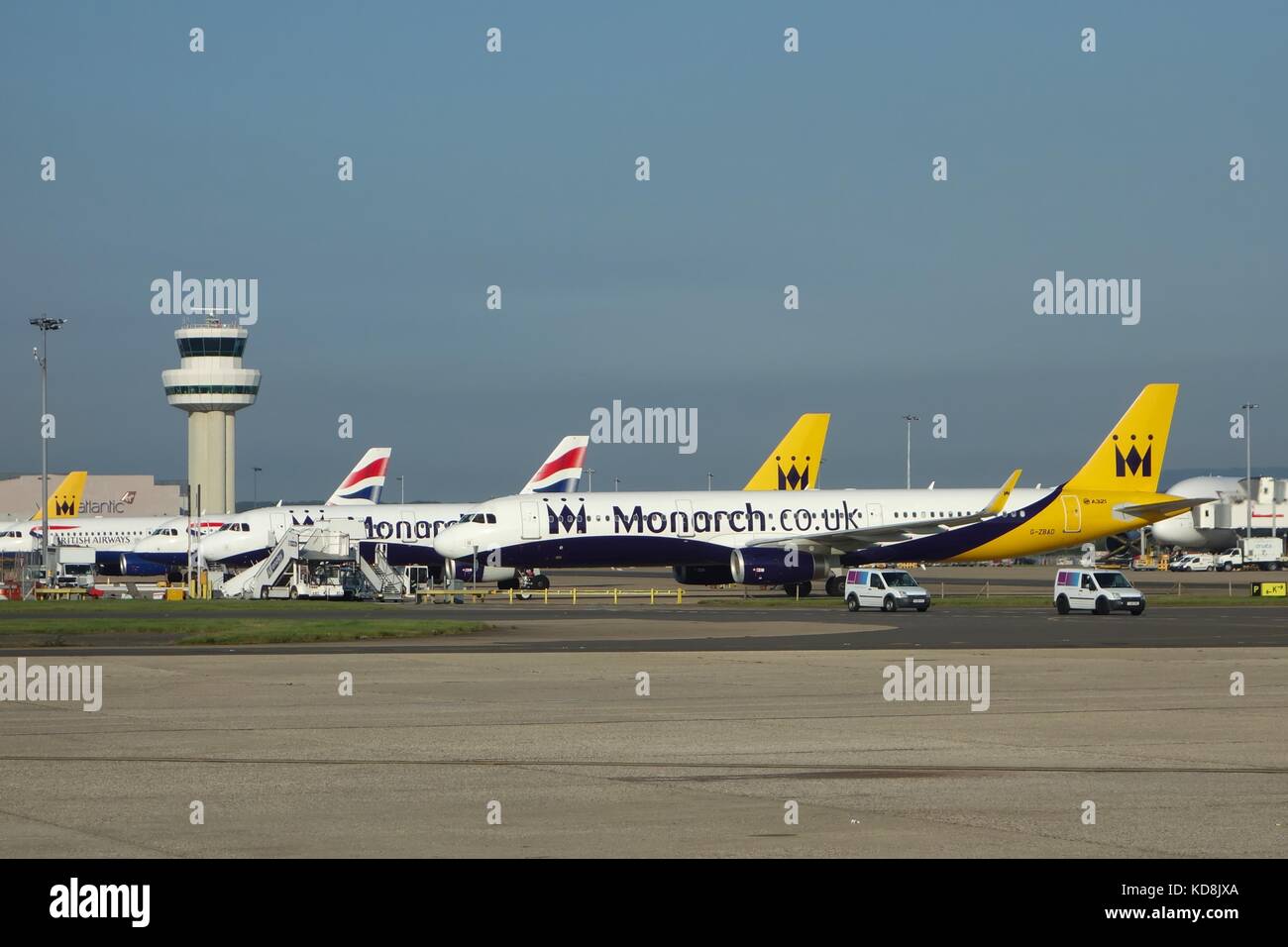 Monarch plane hi-res stock photography and images - Alamy