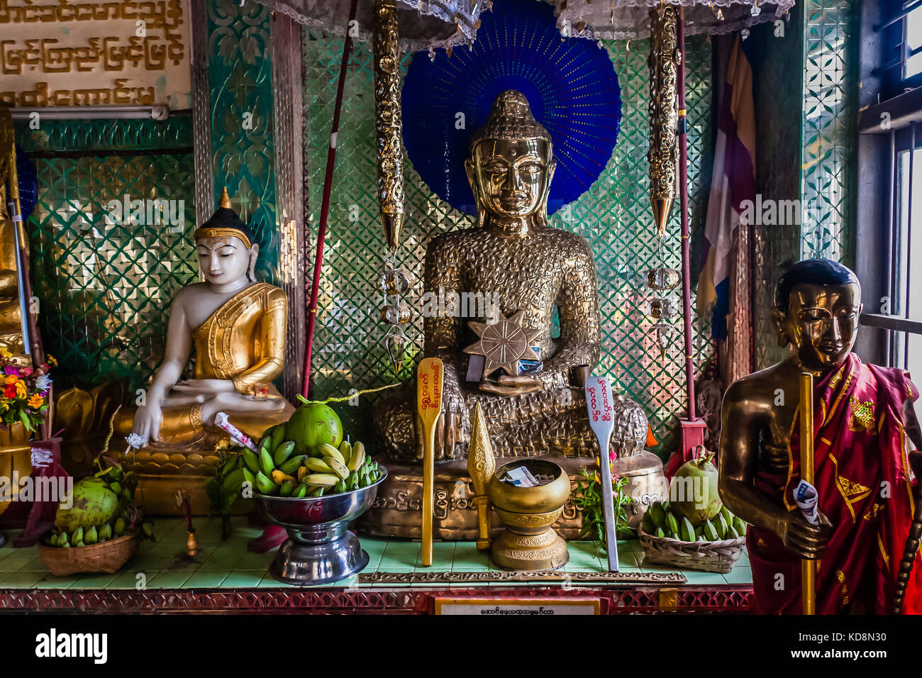 Offerings to buddha hi-res stock photography and images - Alamy