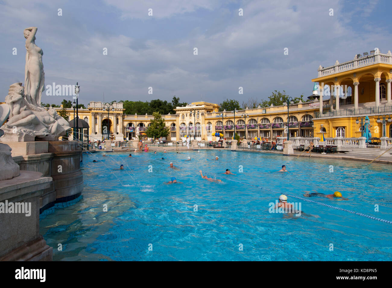 Ungarn, Budapest, Pest, Szechenyi-Bad Stock Photo - Alamy