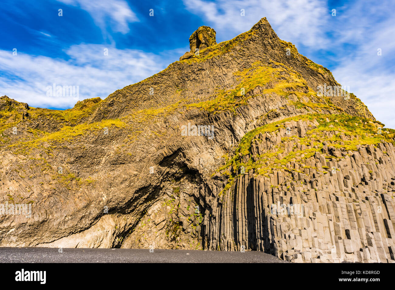 Rock columns hi-res stock photography and images - Alamy