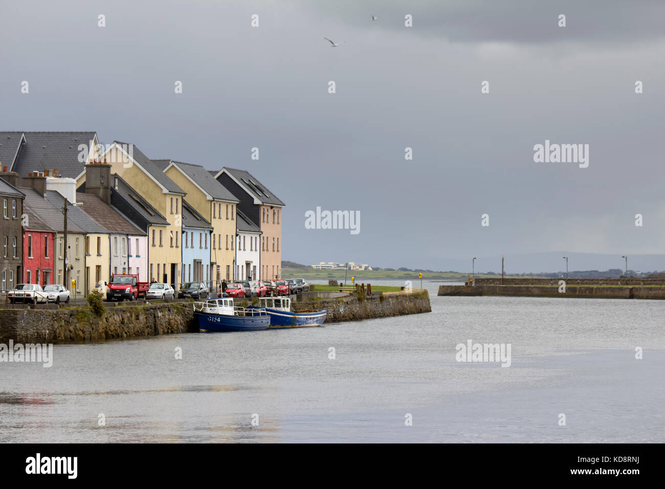 Galway harbour hi-res stock photography and images - Alamy