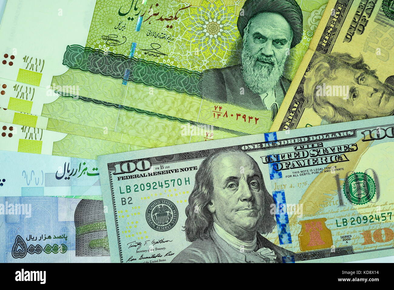 Close up Banknote and Currency Bills and Coins Stock Photo - Alamy