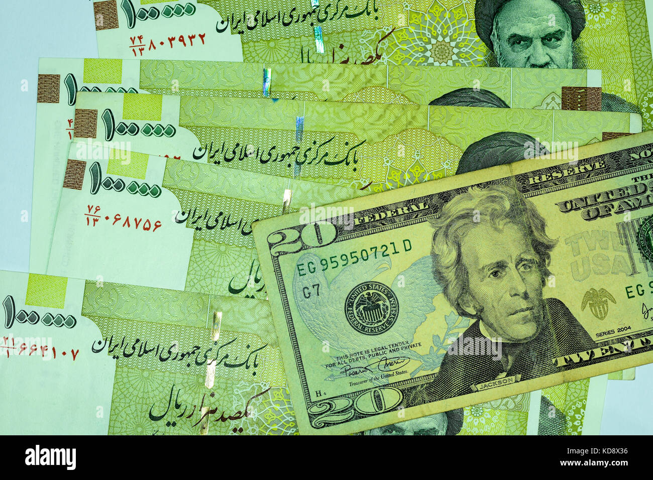 Close up Banknote and Currency Bills and Coins Stock Photo - Alamy