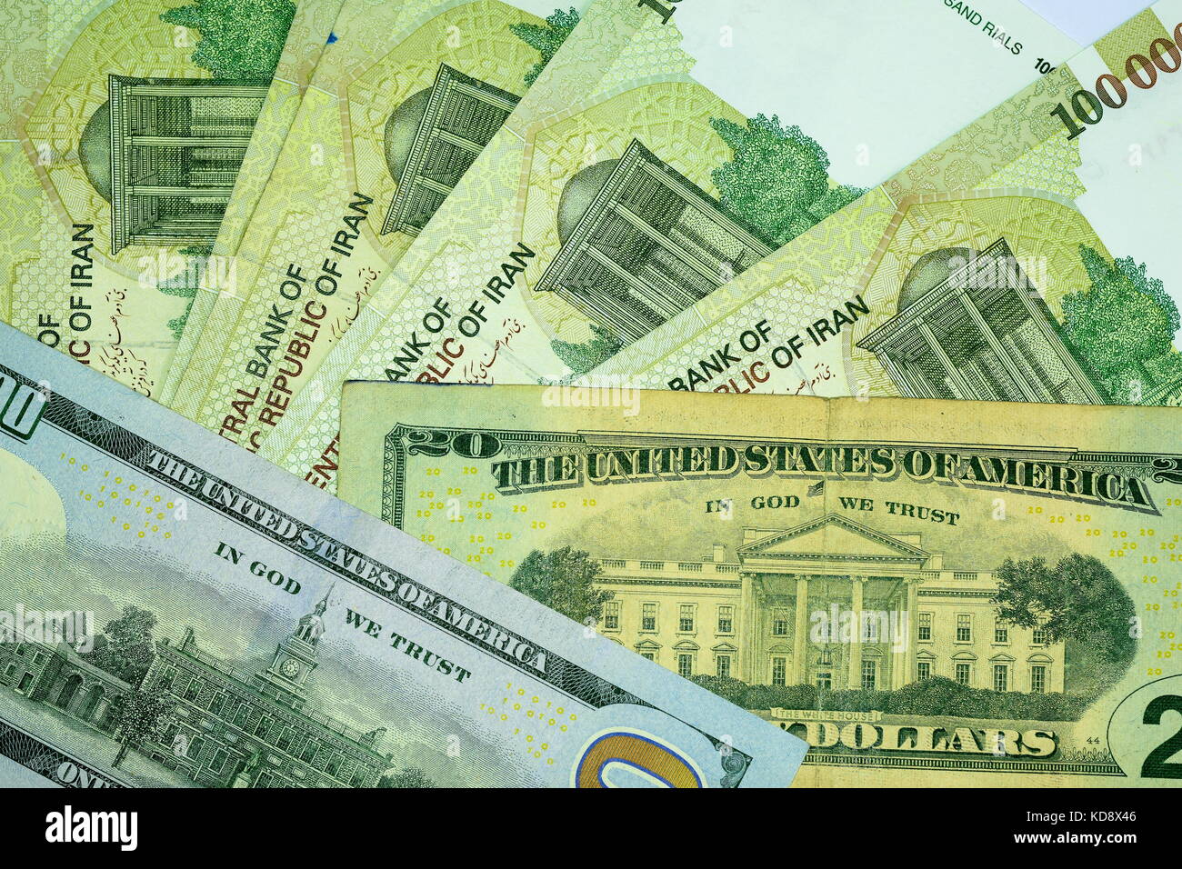 Close up Banknote and Currency Bills and Coins Stock Photo - Alamy