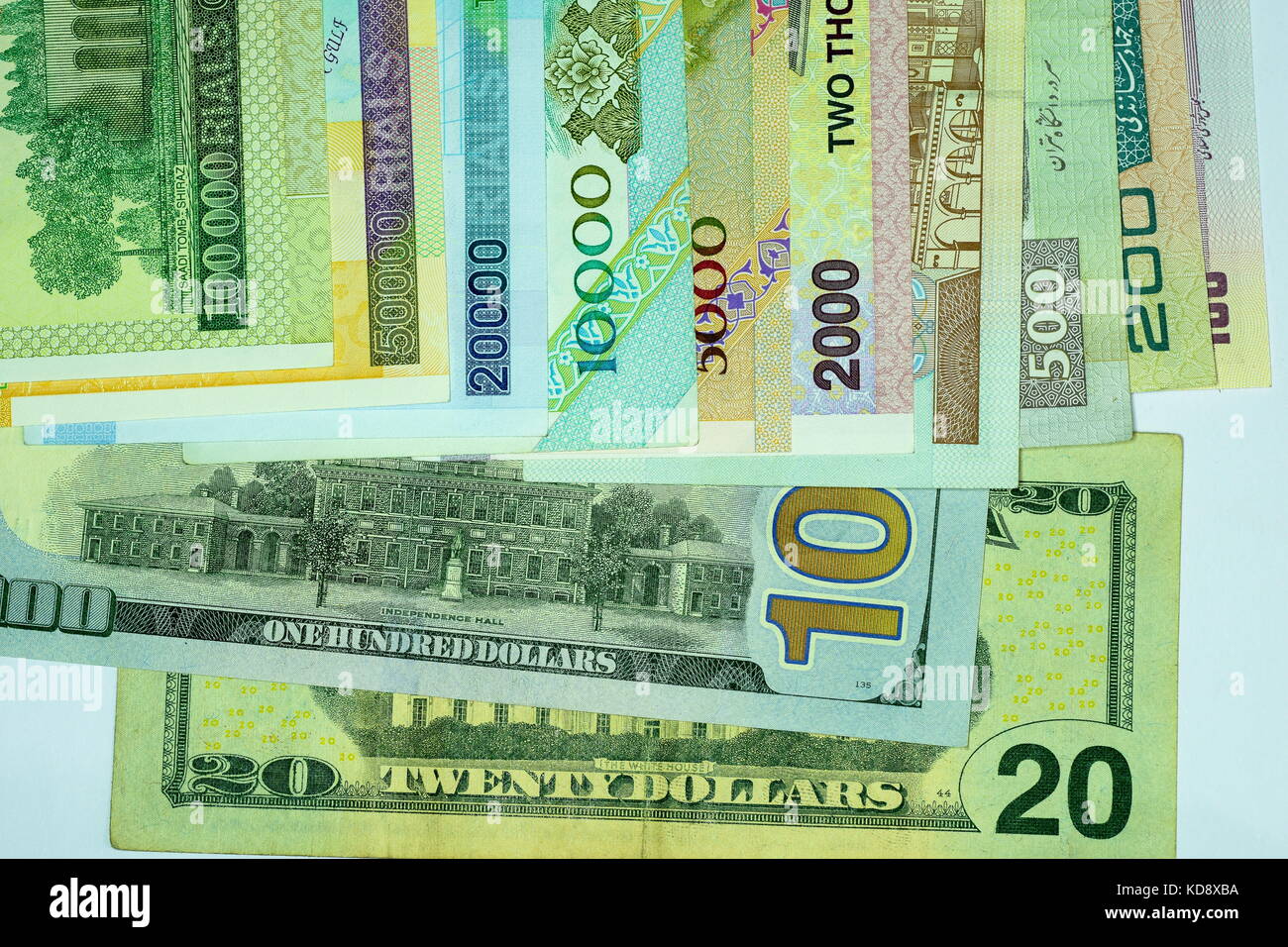 Close up Banknote and Currency Bills and Coins Stock Photo - Alamy