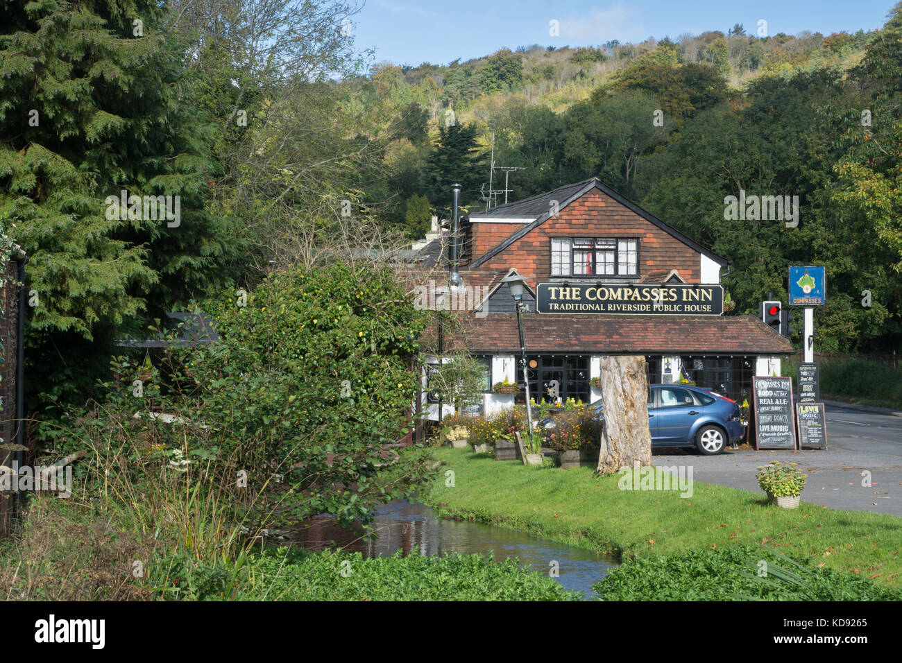 The pretty village of Gomshall in the Surrey Hills AONB, UK Stock Photo ...