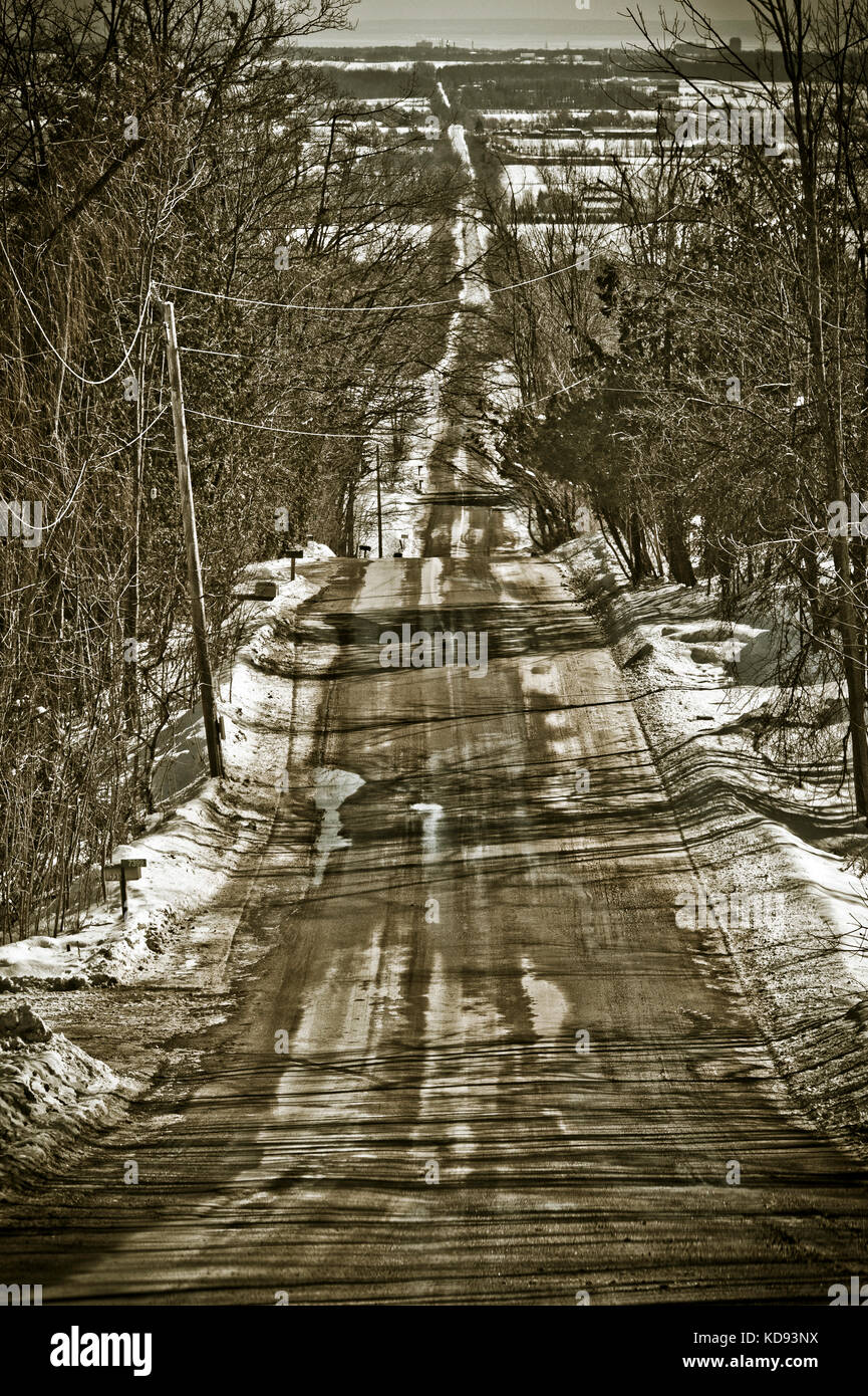 country road in Southern Ontario Stock Photo - Alamy