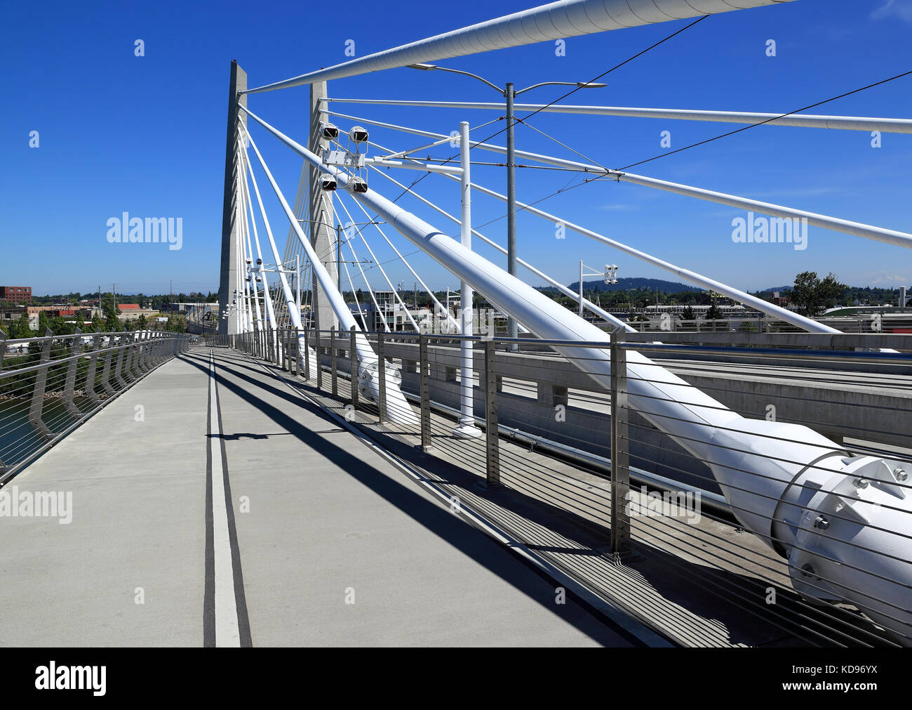 Tilikum Bridge Crossing, Portland (Oregon Stock Photo - Alamy