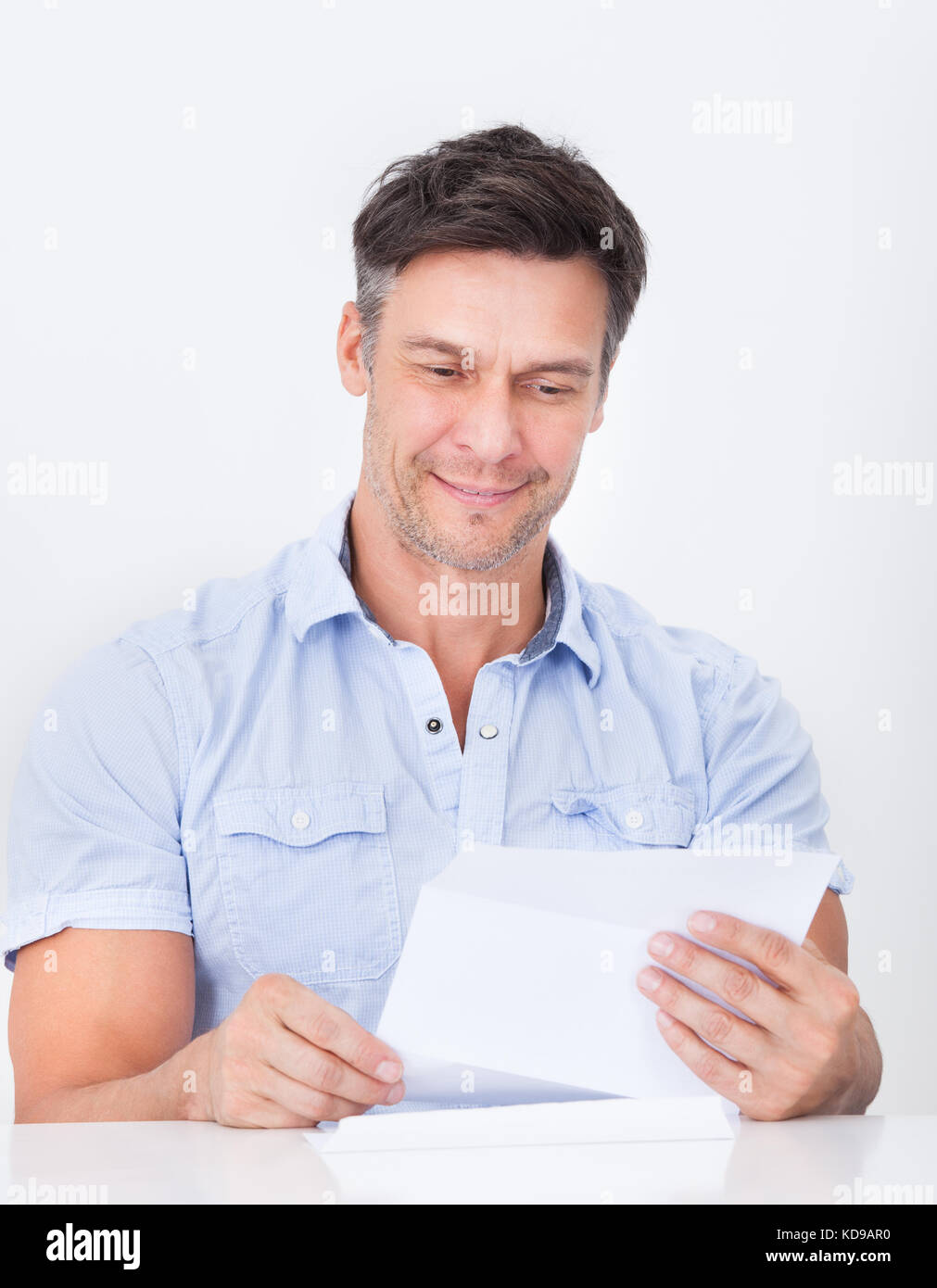 Good paperwork hi-res stock photography and images - Alamy