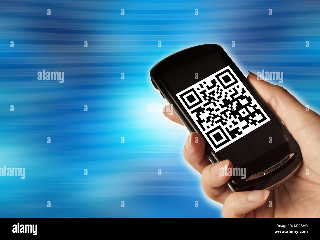 hand with cellphone and QR code showing on the screen Stock Photo - Alamy