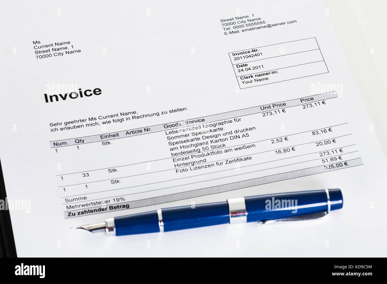 Legal invoice hi-res stock photography and images - Alamy
