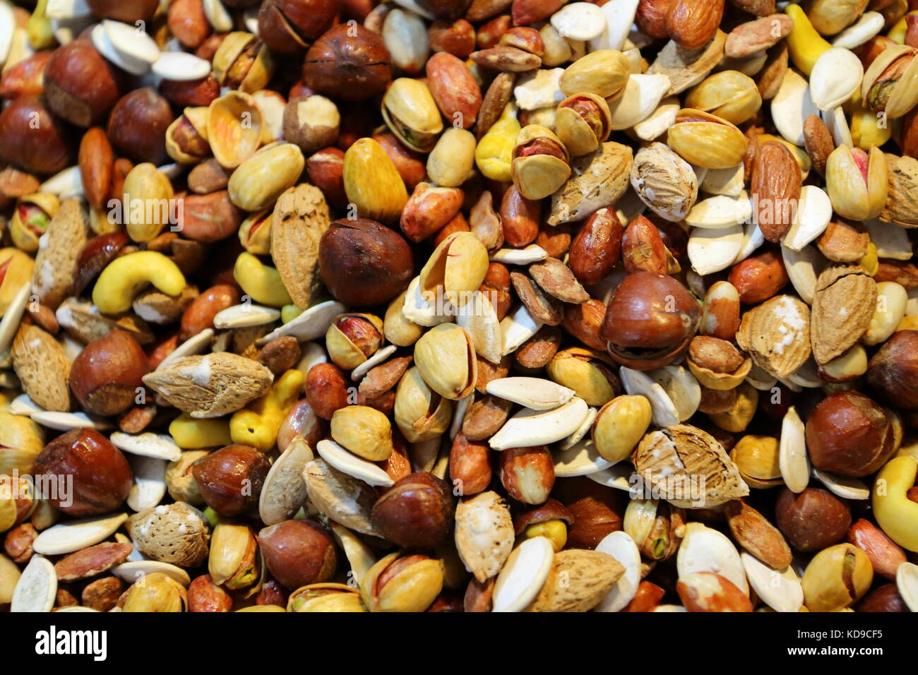 Dried fruit background: nuts, cashews, pistachios and almonds Stock ...