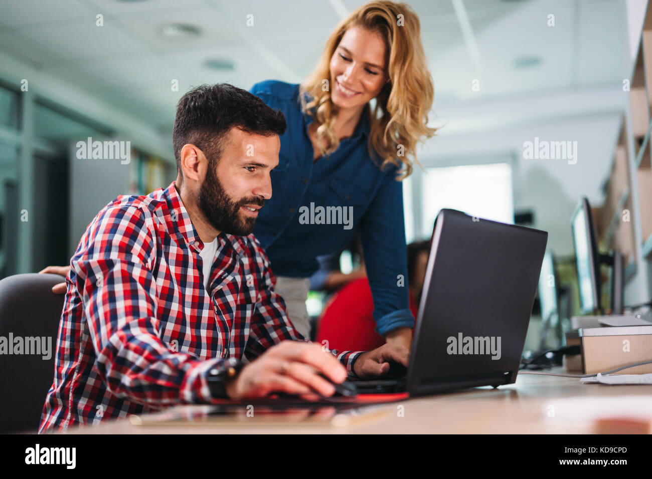 Engineer group hi-res stock photography and images - Alamy