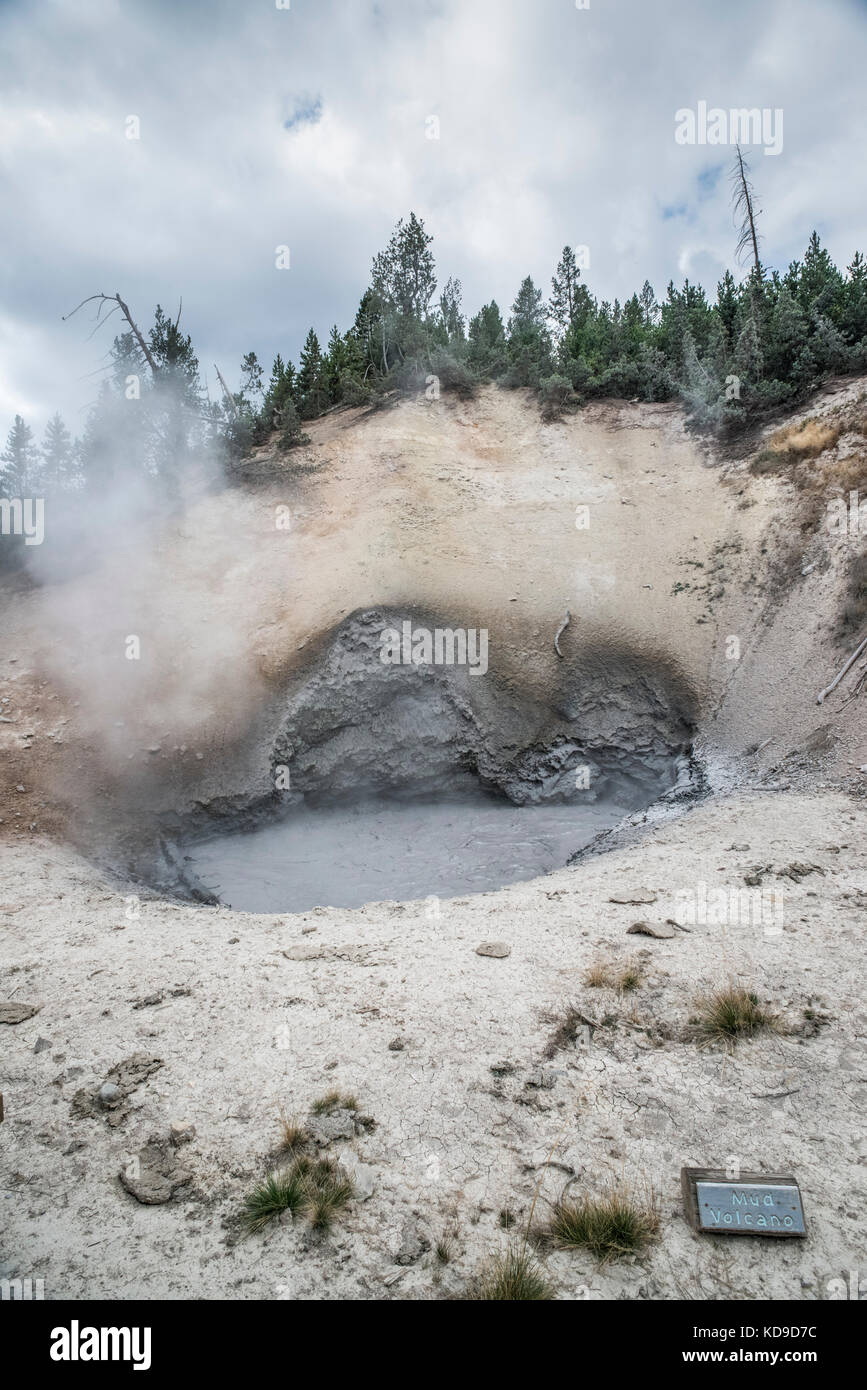 Sulphur caldron yellowstone hi-res stock photography and images - Alamy